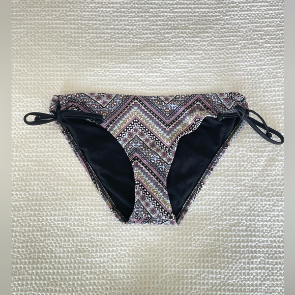 Mossimo Supply Co. | Swim | Mossimo Blue And Purple Print Bikini ...